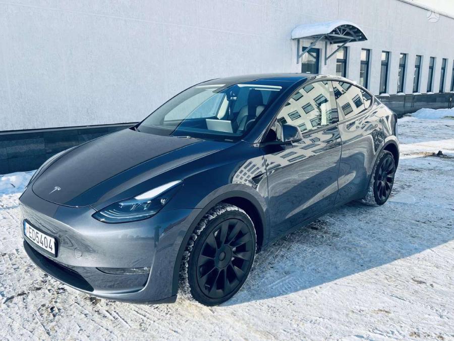 Pelēks Tesla Model Y 2023 Viļņa, ar dzinēja tilpumu 0.00 L un nobraukumu 54 tūkst. km par 27900 €, foto 10 vietnē AUTOMOTO.COM.LV