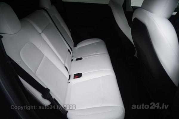 Pelēks Tesla Model Y 2023 Tallina, ar dzinēja tilpumu 0.00 L un nobraukumu 34 tūkst. km par 39900 €, foto 11 vietnē AUTOMOTO.COM.LV