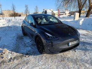 Grey Tesla Model Y 2023 in Mazeikiai, with an engine capacity of 0.00 L and mileage of 50 thousand km for 29800 €, photo  on AUTOMOTO.COM.LV