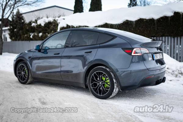 Pelēks Tesla Model Y 2023 Tallina, ar dzinēja tilpumu 0.00 L un nobraukumu 55 tūkst. km par 32000 €, foto 6 vietnē AUTOMOTO.COM.LV