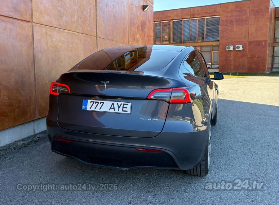 Pelēks Tesla Model Y 2021 Tallina, ar dzinēja tilpumu 0.00 L un nobraukumu 180 tūkst. km par 29500 €, foto 5 vietnē AUTOMOTO.COM.LV