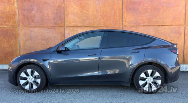Pelēks Tesla Model Y 2021 Tallina, ar dzinēja tilpumu 0.00 L un nobraukumu 180 tūkst. km par 29500 €, foto 7 vietnē AUTOMOTO.COM.LV