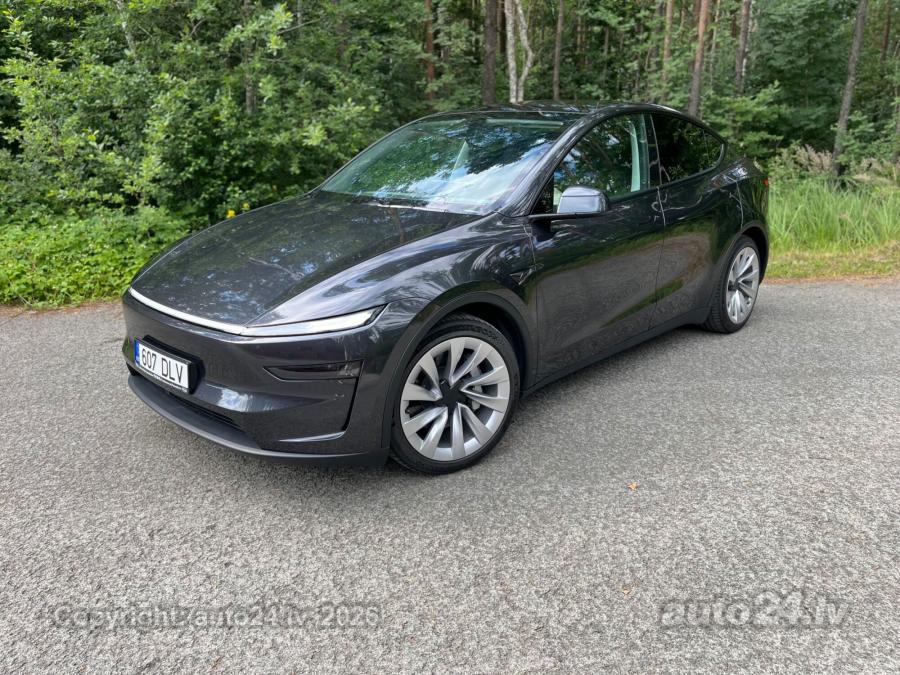 Grey Tesla Model Y 2025 in Tallinn, with an engine capacity of 0.00 L and mileage of 27 thousand km for 54900 €, photo 1 on AUTOMOTO.COM.LV