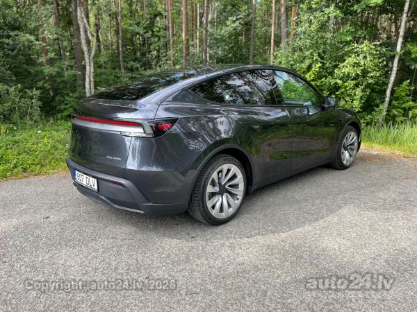 Pelēks Tesla Model Y 2025 Tallina, ar dzinēja tilpumu 0.00 L un nobraukumu 27 tūkst. km par 54900 €, foto 5 vietnē AUTOMOTO.COM.LV