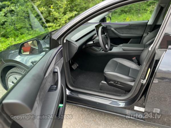 Pelēks Tesla Model Y 2025 Tallina, ar dzinēja tilpumu 0.00 L un nobraukumu 27 tūkst. km par 54900 €, foto 6 vietnē AUTOMOTO.COM.LV