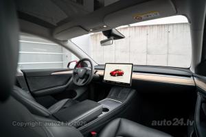 Tesla Model Y 2023 in Tartu, with an engine capacity of 0.00 L and mileage of 77 thousand km for 33900 €, photo 4 on AUTOMOTO.COM.LV