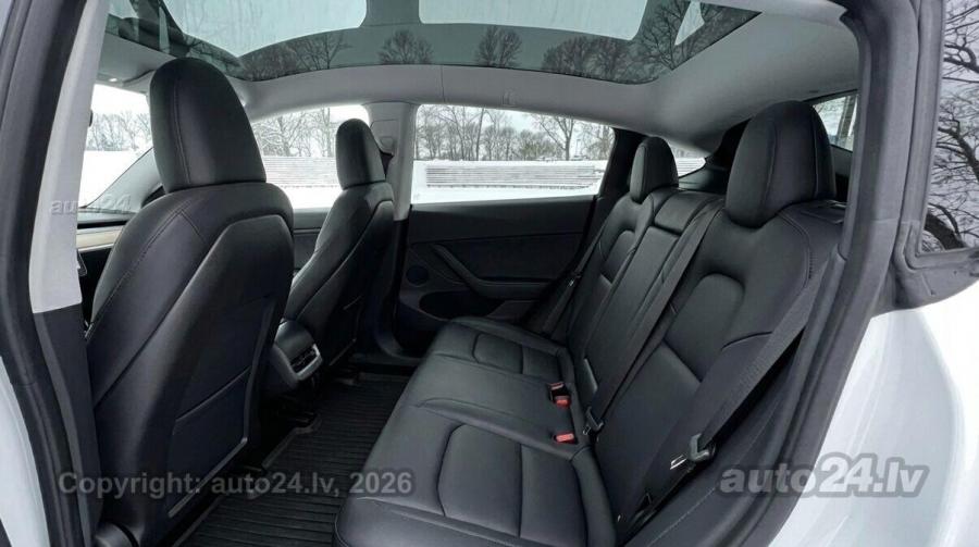 Tesla Model Y 2024 in Tallinn, with an engine capacity of 0.00 L and mileage of 36 thousand km for 45000 €, photo 11 on AUTOMOTO.COM.LV