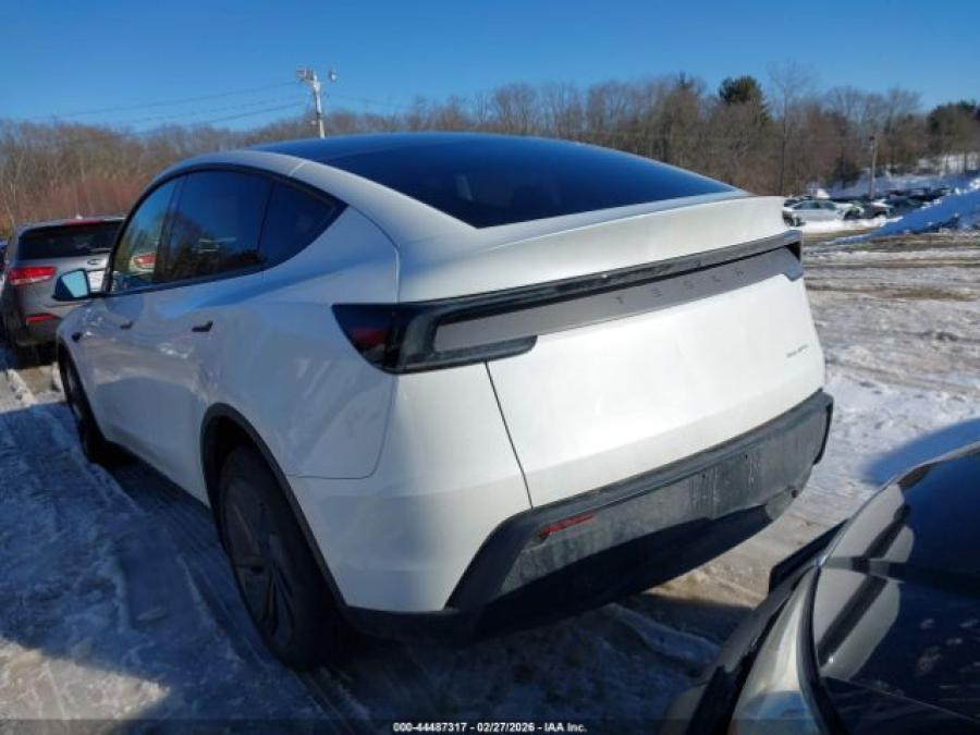 Tesla Model Y 2026 Klaipėda, ar dzinēja tilpumu 0.00 L un nobraukumu 0 tūkst. km par 19100 €, foto 4 vietnē AUTOMOTO.COM.LV