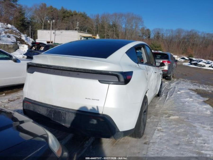 Tesla Model Y 2026 Klaipėda, ar dzinēja tilpumu 0.00 L un nobraukumu 0 tūkst. km par 19100 €, foto 5 vietnē AUTOMOTO.COM.LV