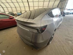 Tesla Model Y 2026 in Kaunas, with an engine capacity of 0.00 L and mileage of 30 thousand km for 30500 €, photo 6 on AUTOMOTO.COM.LV