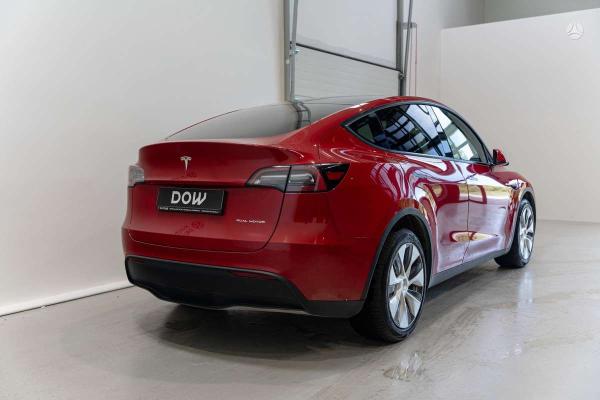 Sarkans Tesla Model Y 2021 Viļņa, ar dzinēja tilpumu 0.00 L un nobraukumu 118 tūkst. km par 31900 €, foto 5 vietnē AUTOMOTO.COM.LV