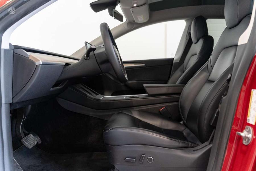 Sarkans Tesla Model Y 2021 Viļņa, ar dzinēja tilpumu 0.00 L un nobraukumu 118 tūkst. km par 31900 €, foto 9 vietnē AUTOMOTO.COM.LV
