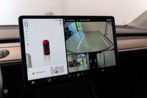 Sarkans Tesla Model Y 2021 Viļņa, ar dzinēja tilpumu 0.00 L un nobraukumu 118 tūkst. km par 31900 €, foto 21 vietnē AUTOMOTO.COM.LV