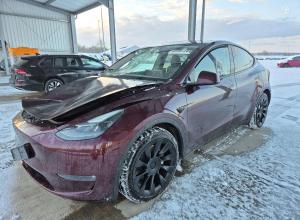 Red Tesla Model Y 2023 in Klaipeda, with an engine capacity of 0.00 L and mileage of 48 thousand km for 11700 €, photo  on AUTOMOTO.COM.LV