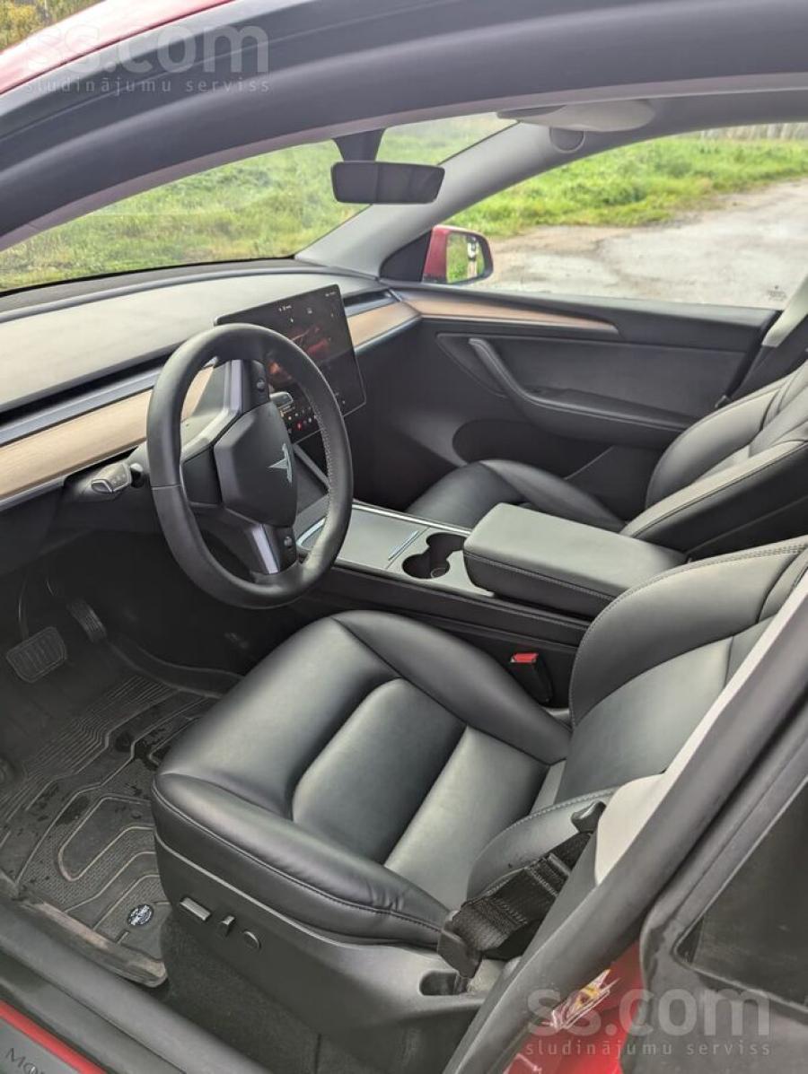 Sarkans Tesla Model Y 2023 Rīga, ar dzinēja tilpumu 0.00 L un nobraukumu 53 tūkst. km par 37000 €, foto 8 vietnē AUTOMOTO.COM.LV