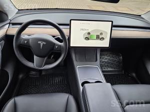 Красный Тесла Модель Y 2021 в Юрмала, объемом двигателя 0.00 л и пробегом 75 тыс. км за 29990 €, фото 6 на AUTOMOTO.COM.LV