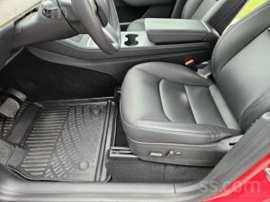 Sarkans Tesla Model Y 2021 Rīga, ar dzinēja tilpumu 0.00 L un nobraukumu 82 tūkst. km par 28800 €, foto 13 vietnē AUTOMOTO.COM.LV