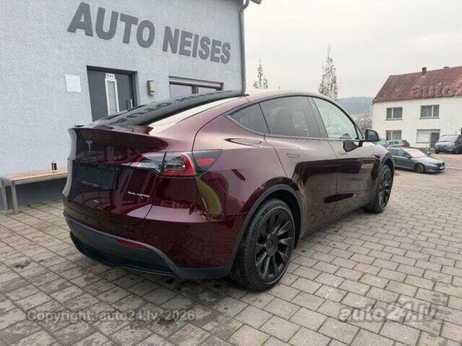 Sarkans Tesla Model Y 2023 Tallina, ar dzinēja tilpumu 0.00 L un nobraukumu 54 tūkst. km par 39990 €, foto 6 vietnē AUTOMOTO.COM.LV