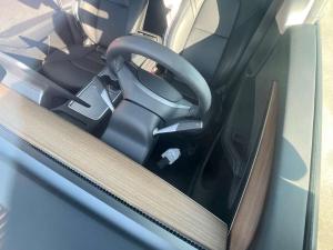Red Tesla Model Y 2023 in Kaunas, with an engine capacity of 0.00 L and mileage of 26 thousand km for 22450 €, photo 9 on AUTOMOTO.COM.LV
