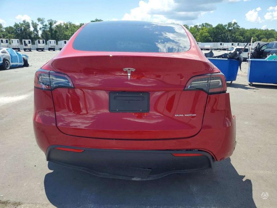 Red Tesla Model Y 2023 in Kaunas, with an engine capacity of 0.00 L and mileage of 26 thousand km for 22450 €, photo 19 on AUTOMOTO.COM.LV