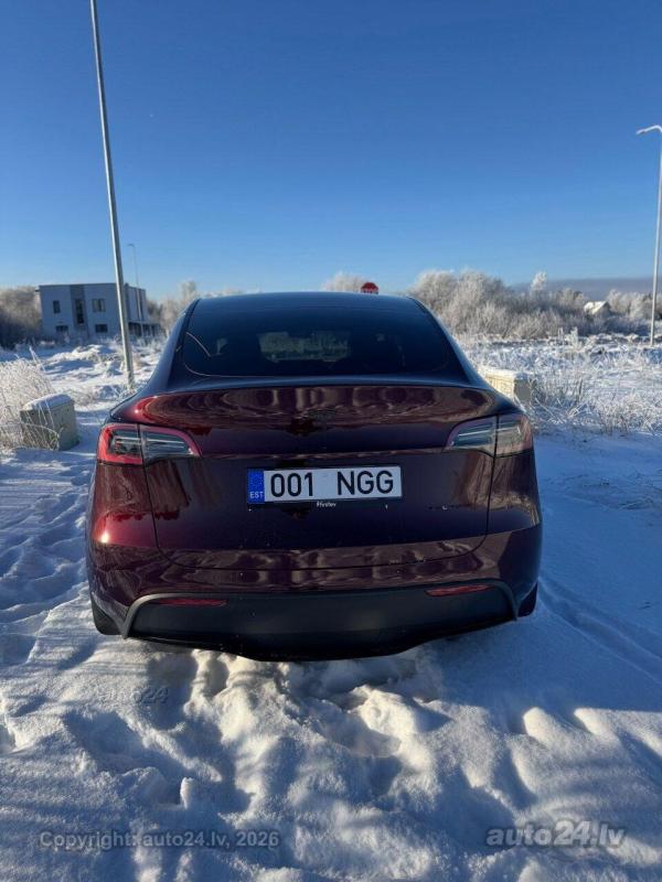 Tesla Model Y 2024 in Tallinn, with an engine capacity of 0.00 L and mileage of 29 thousand km for 49999 €, photo 4 on AUTOMOTO.COM.LV