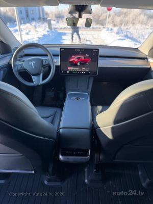 Tesla Model Y 2024 in Tallinn, with an engine capacity of 0.00 L and mileage of 29 thousand km for 49999 €, photo 7 on AUTOMOTO.COM.LV