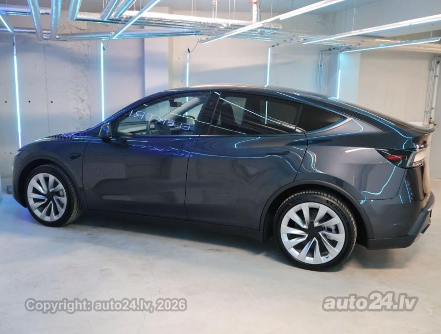 Tesla Model Y 2026 in Tallinn, with an engine capacity of 0.00 L and mileage of 8 thousand km for 62990 €, photo 8 on AUTOMOTO.COM.LV