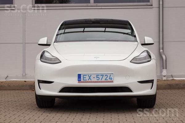Balts Tesla Model Y 2020 Rīga, ar dzinēja tilpumu 0.00 L un nobraukumu 73 tūkst. km par 28995 €, foto 3 vietnē AUTOMOTO.COM.LV