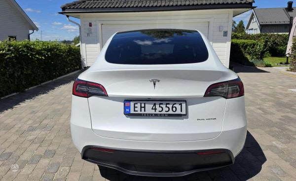Balts Tesla Model Y 2021 Kauņa, ar dzinēja tilpumu 0.00 L un nobraukumu 265 tūkst. km par 22000 €, foto 6 vietnē AUTOMOTO.COM.LV