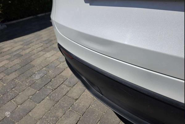Balts Tesla Model Y 2021 Kauņa, ar dzinēja tilpumu 0.00 L un nobraukumu 265 tūkst. km par 22000 €, foto 7 vietnē AUTOMOTO.COM.LV