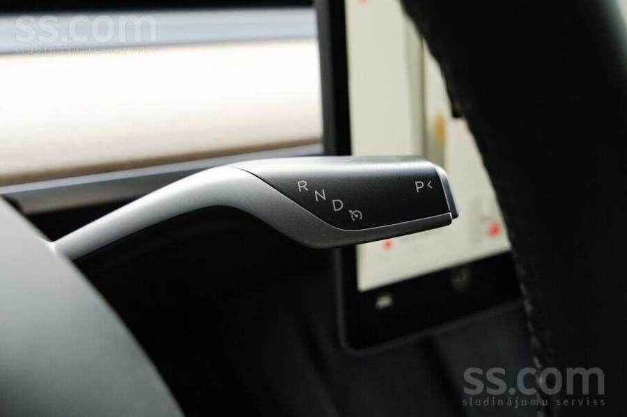 Balts Tesla Model Y 2021 Rīga, ar dzinēja tilpumu 0.00 L un nobraukumu 71 tūkst. km par 32150 €, foto 10 vietnē AUTOMOTO.COM.LV
