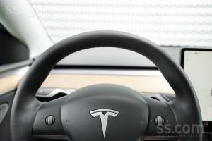Balts Tesla Model Y 2021 Rīga, ar dzinēja tilpumu 0.00 L un nobraukumu 71 tūkst. km par 32150 €, foto 11 vietnē AUTOMOTO.COM.LV
