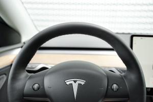 Белый Тесла Модель Y 2021 в Марупе, объемом двигателя 0.00 л и пробегом 71 тыс. км за 32150 €, фото 11 на AUTOMOTO.COM.LV