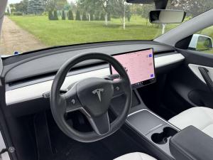 Белый Тесла Модель Y 2021 в Клайпеда, объемом двигателя 0.00 л и пробегом 84 тыс. км за 26900 €, фото 16 на AUTOMOTO.COM.LV
