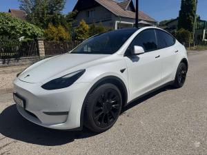 Balts Tesla Model Y 2021 Alīta, ar dzinēja tilpumu 0.00 L un nobraukumu 98 tūkst. km par 28200 €, foto 8 vietnē AUTOMOTO.COM.LV