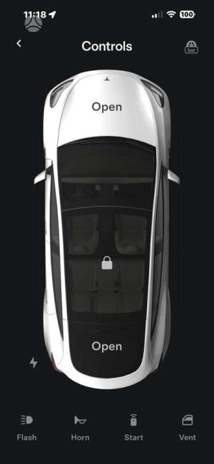 Balts Tesla Model Y 2021 Alīta, ar dzinēja tilpumu 0.00 L un nobraukumu 98 tūkst. km par 28200 €, foto 17 vietnē AUTOMOTO.COM.LV