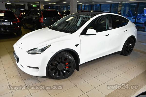 Balts Tesla Model Y 2022 Tallina, ar dzinēja tilpumu 0.00 L un nobraukumu 70 tūkst. km par 39890 €, foto 6 vietnē AUTOMOTO.COM.LV