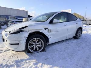 Balts Tesla Model Y 2022 Šauļi, ar dzinēja tilpumu 0.00 L un nobraukumu 28 tūkst. km par 24600 €, foto  vietnē AUTOMOTO.COM.LV