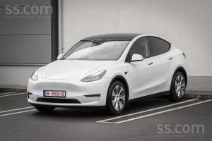 Белый Тесла Модель Y 2022 в Рига, объемом двигателя 0.00 л и пробегом 80 тыс. км за 30150 €, фото  на AUTOMOTO.COM.LV