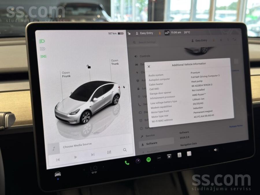 White Tesla Model Y 2022 in Riga, with an engine capacity of 0.00 L and mileage of 105 thousand km for 32990 €, photo 12 on AUTOMOTO.COM.LV