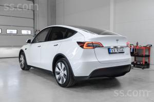 Balts Tesla Model Y 2022 Rīga, ar dzinēja tilpumu 0.00 L un nobraukumu 112 tūkst. km par 32740 €, foto 6 vietnē AUTOMOTO.COM.LV