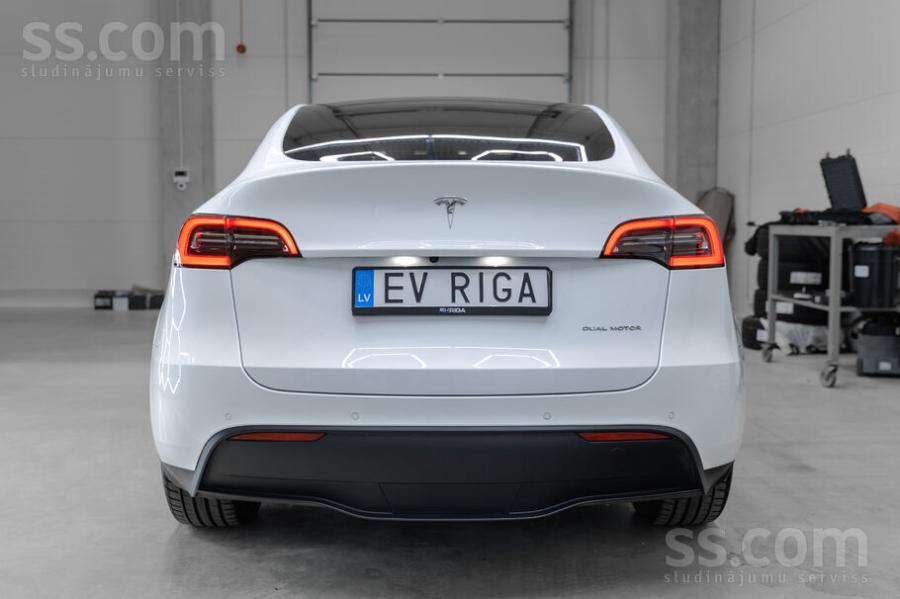 Balts Tesla Model Y 2022 Rīga, ar dzinēja tilpumu 0.00 L un nobraukumu 112 tūkst. km par 32740 €, foto 7 vietnē AUTOMOTO.COM.LV