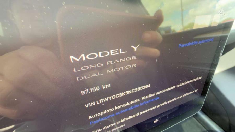 White Tesla Model Y 2022 in Siauliai, with an engine capacity of 0.00 L and mileage of 97 thousand km for 25350 €, photo 14 on AUTOMOTO.COM.LV