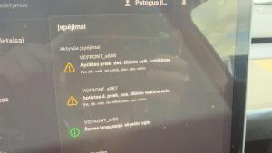 White Tesla Model Y 2022 in Siauliai, with an engine capacity of 0.00 L and mileage of 97 thousand km for 25350 €, photo 26 on AUTOMOTO.COM.LV