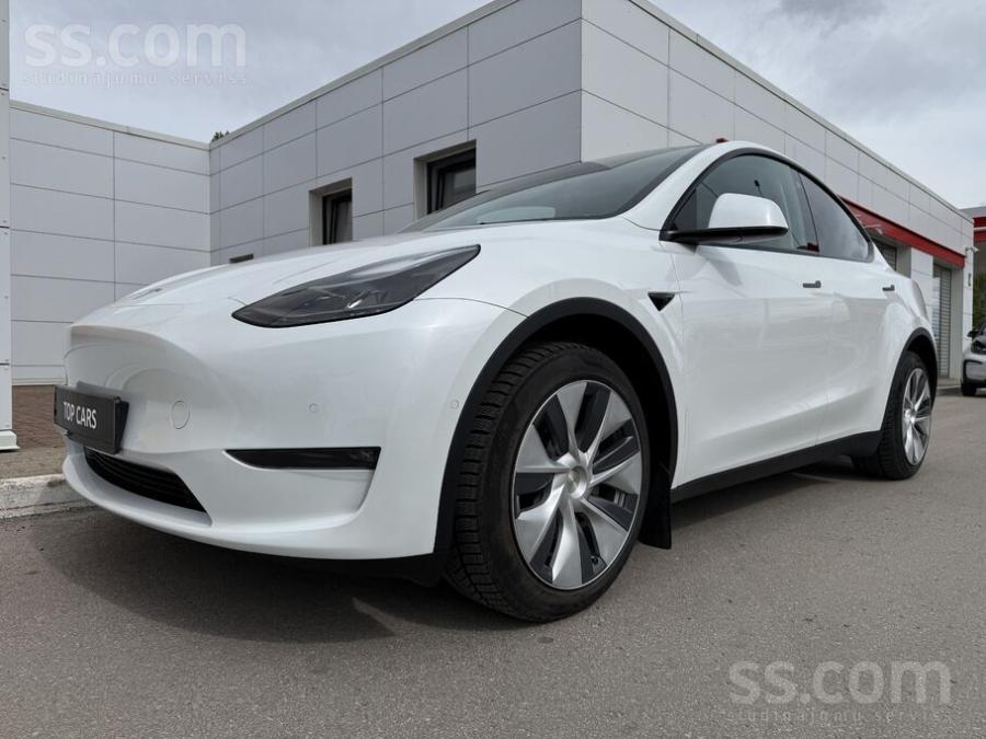 Белый Тесла Модель Y 2022 в Рига, объемом двигателя 0.00 л и пробегом 114 тыс. км за 32300 €, фото 3 на AUTOMOTO.COM.LV