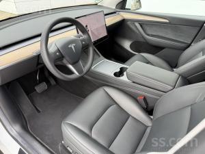 Белый Тесла Модель Y 2022 в Рига, объемом двигателя 0.00 л и пробегом 114 тыс. км за 32300 €, фото 6 на AUTOMOTO.COM.LV