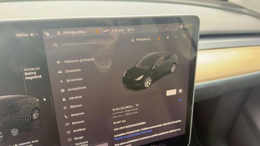White Tesla Model Y 2022 in Siauliai, with an engine capacity of 0.00 L and mileage of 97 thousand km for 24650 €, photo 18 on AUTOMOTO.COM.LV