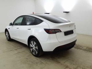 Balts Tesla Model Y 2022 Rīga, ar dzinēja tilpumu 0.00 L un nobraukumu 74 tūkst. km par 33990 €, foto  vietnē AUTOMOTO.COM.LV