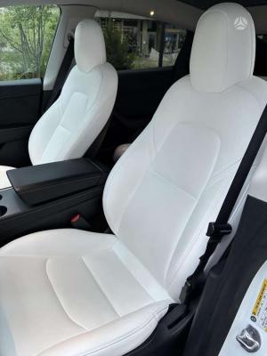 White Tesla Model Y 2022 in Vilnius, with an engine capacity of 0.00 L and mileage of 76 thousand km for 32500 €, photo 39 on AUTOMOTO.COM.LV