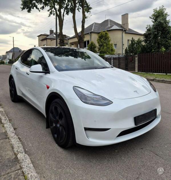 Balts Tesla Model Y 2022 Kauņa, ar dzinēja tilpumu 0.00 L un nobraukumu 85 tūkst. km par 29999 €, foto 9 vietnē AUTOMOTO.COM.LV